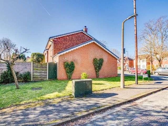 3 bed house for sale