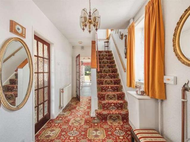 3 bed house for sale