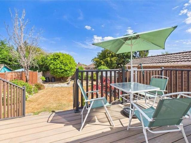 3 bed house for sale