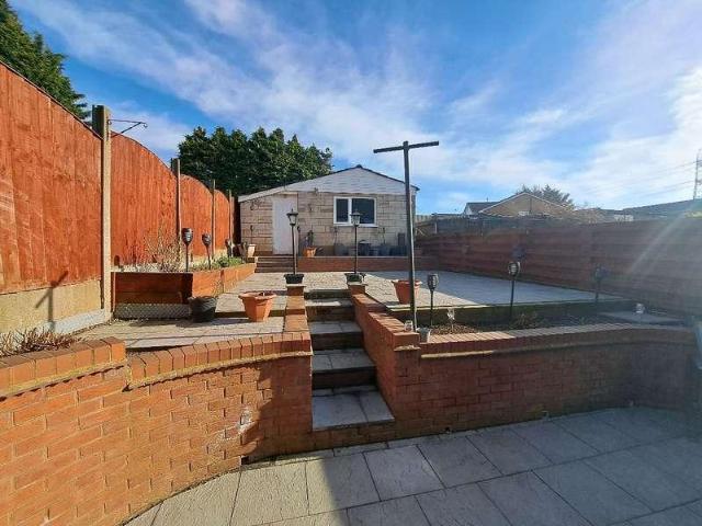 3 bed house for sale