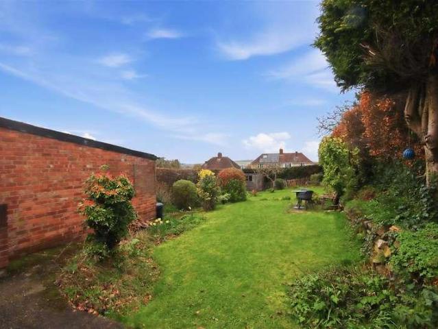 3 bed house for sale