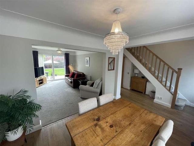 3 bed house for sale