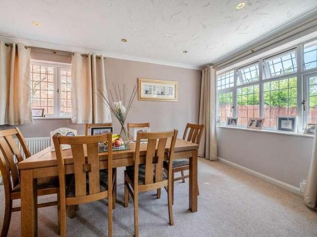 3 bed house for sale