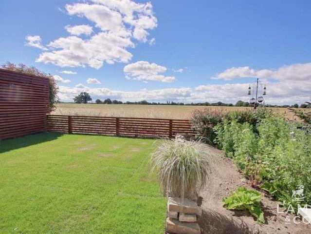 3 bed house for sale