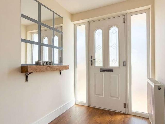3 bed house for sale