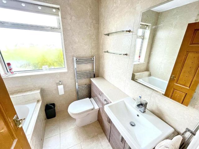 3 bed house for sale