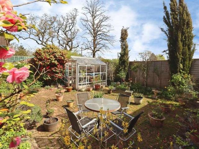 3 bed house for sale