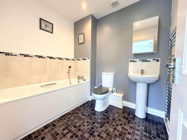 3 bed house for sale