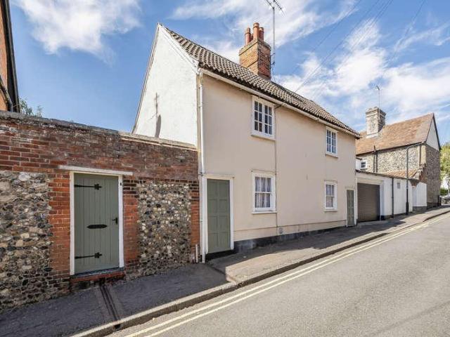 3 bed house for sale