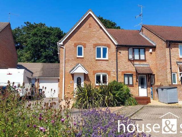 3 bed house for sale
