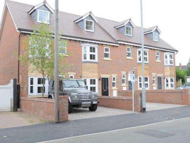3 bed house for sale