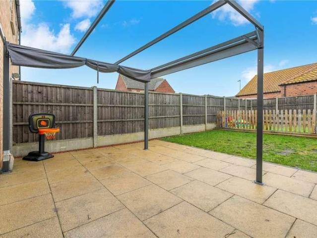 3 bed house for sale