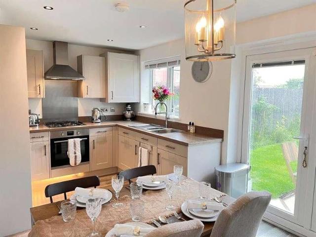 3 bed house for sale