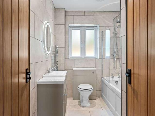 3 bed house for sale