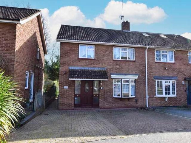 3 bed house for sale
