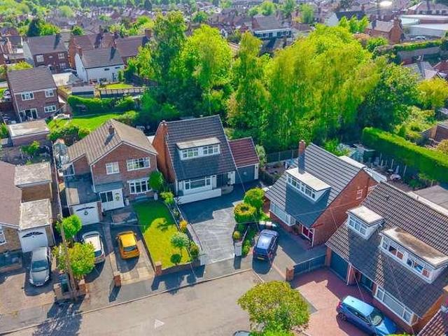 3 bed house for sale