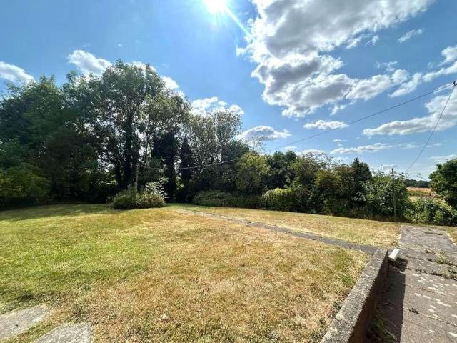 3 bed house for sale