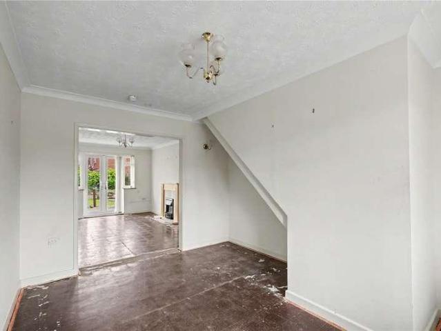 3 bed house for sale