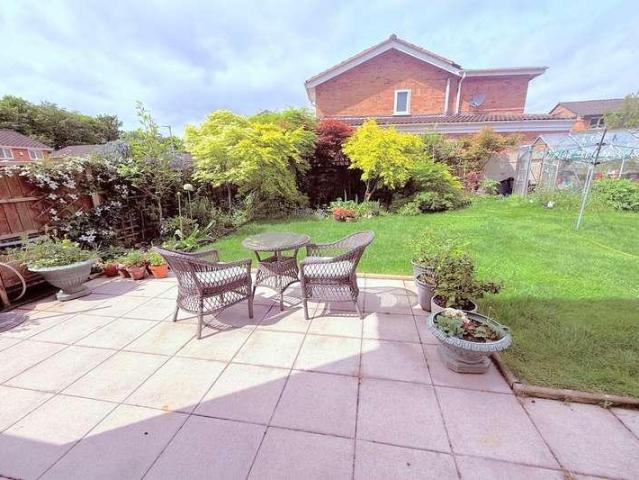 3 bed house for sale