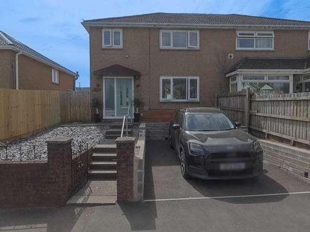 3 bed house for sale