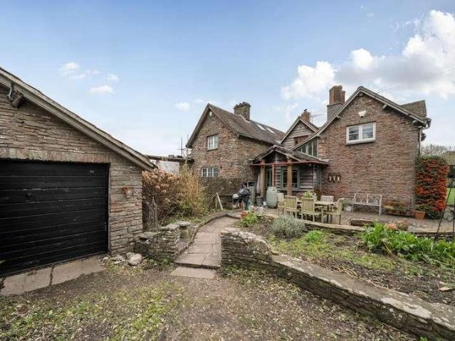 3 bed house for sale