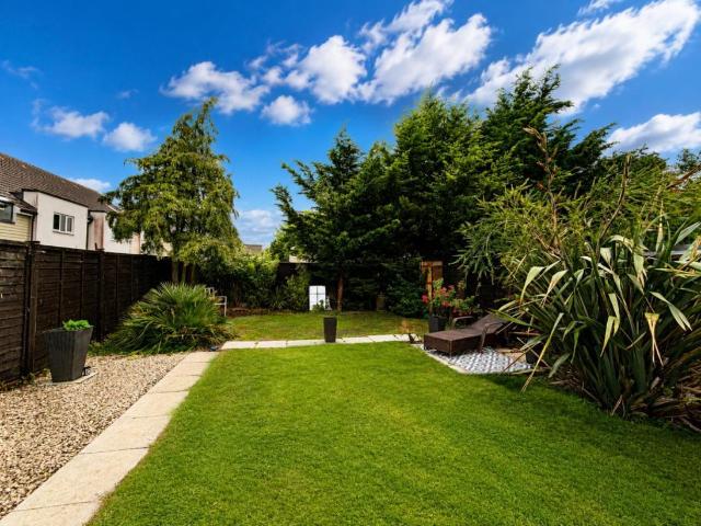3 bed house for sale