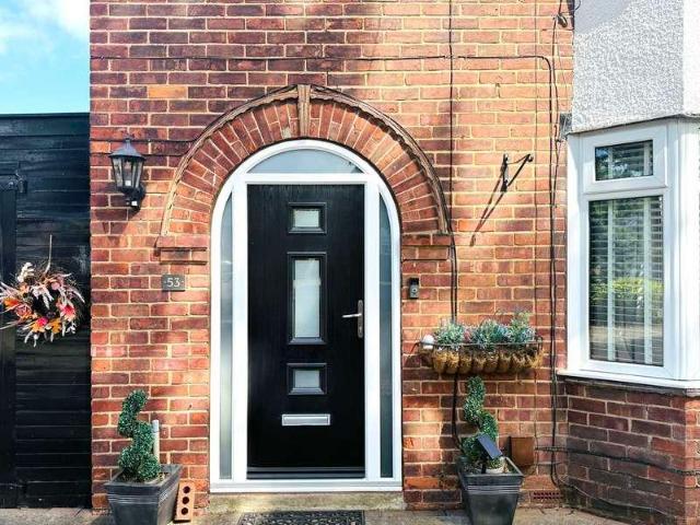 3 bed house for sale