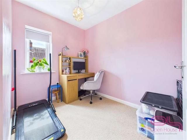 3 bed house for sale