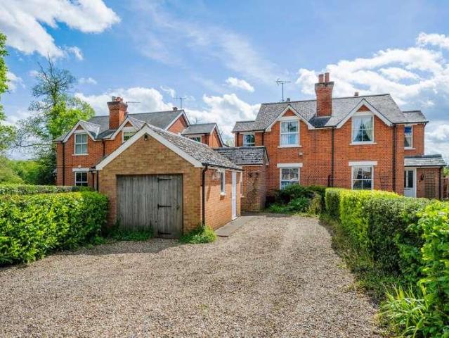 3 bed house for sale