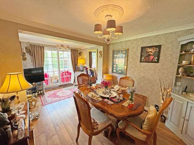 3 bed house for sale