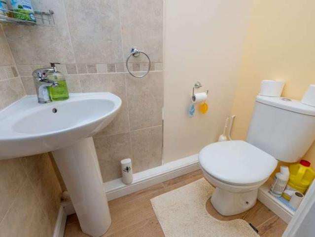 3 bed house for sale