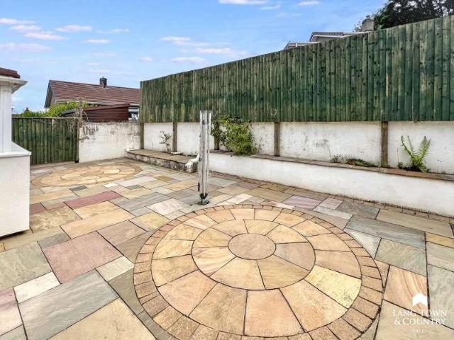 3 bed house for sale