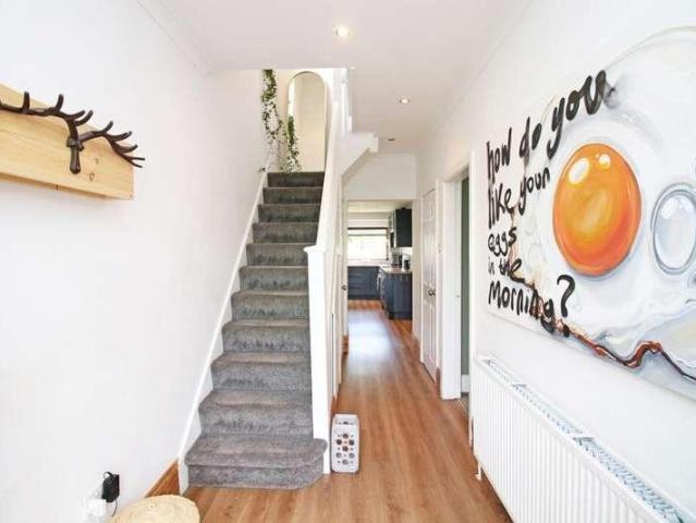 3 bed house for sale