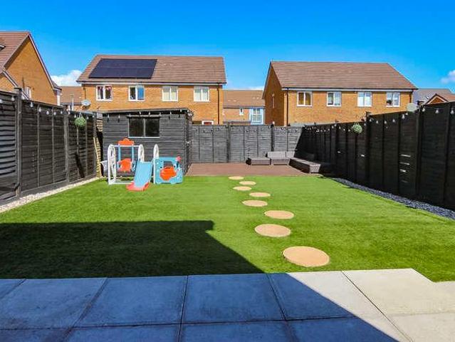 3 bed house for sale