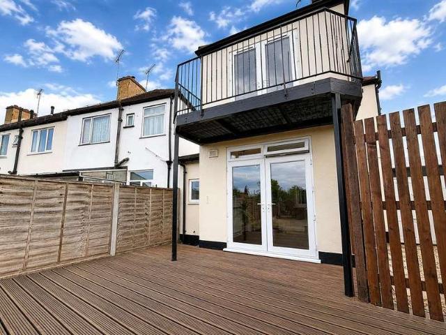 3 bed house for sale