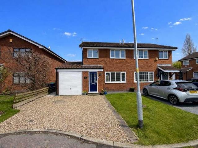 3 bed house for sale