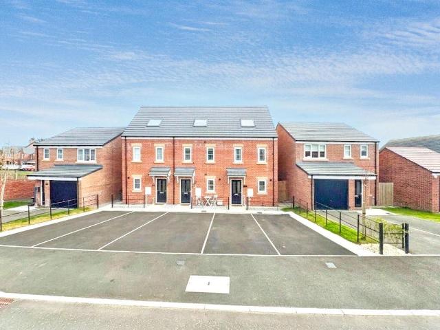 3 bed house for sale