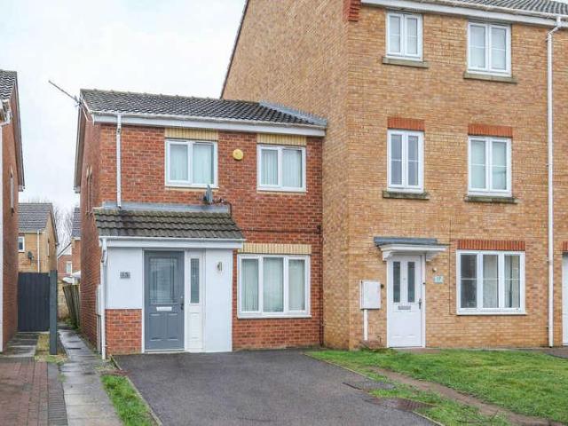 3 bed house for sale