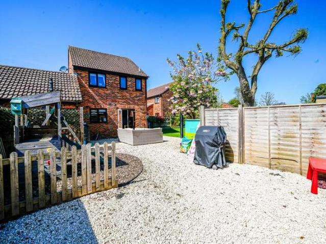 3 bed house for sale