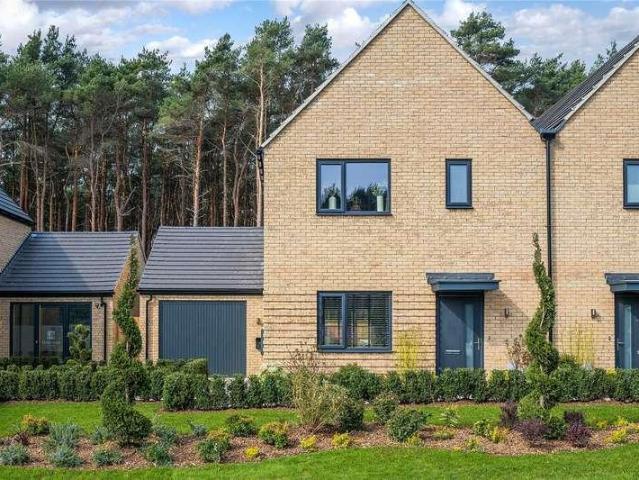 3 bed house for sale