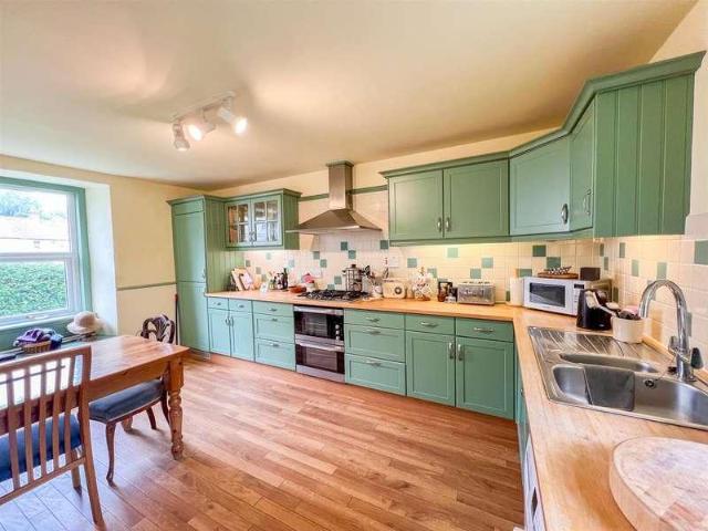 3 bed house for sale