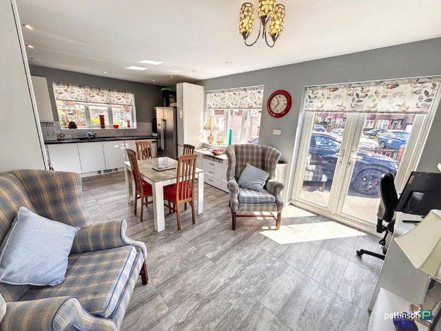 3 bed house for sale
