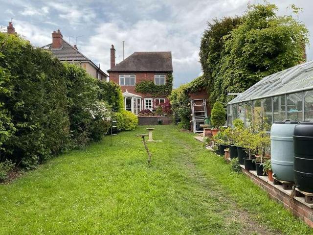 3 bed house for sale