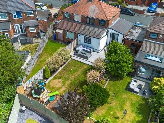 3 bed house for sale