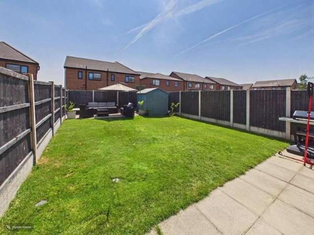 3 bed house for sale