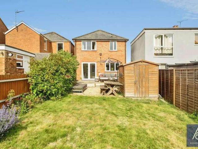 3 bed house for sale