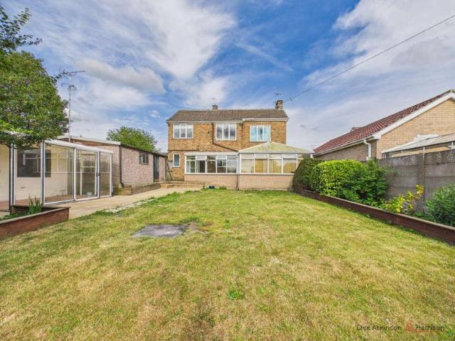 3 bed house for sale