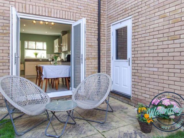 3 bed house for sale