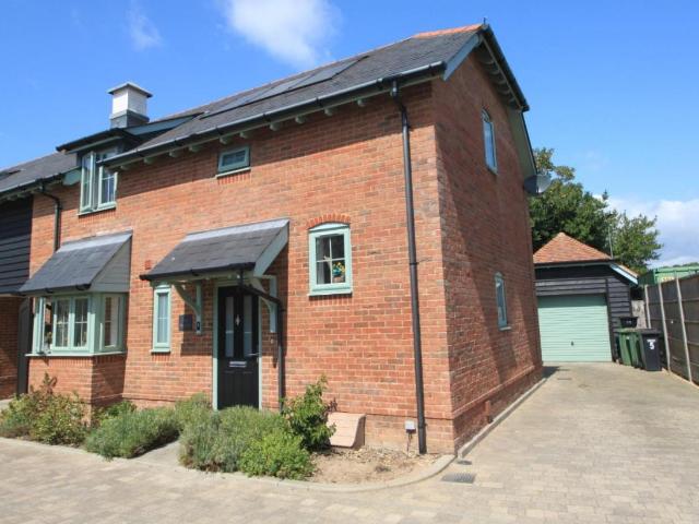 3 bed house for sale