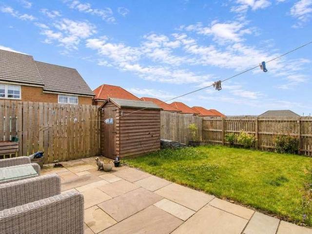 3 bed house for sale